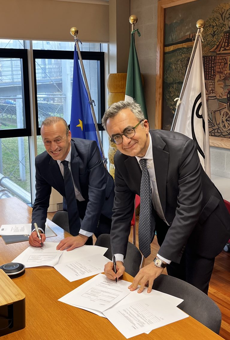 Accordo tra BNL BNP Paribas e Consorzio Parmigiano Reggiano | Modena ...